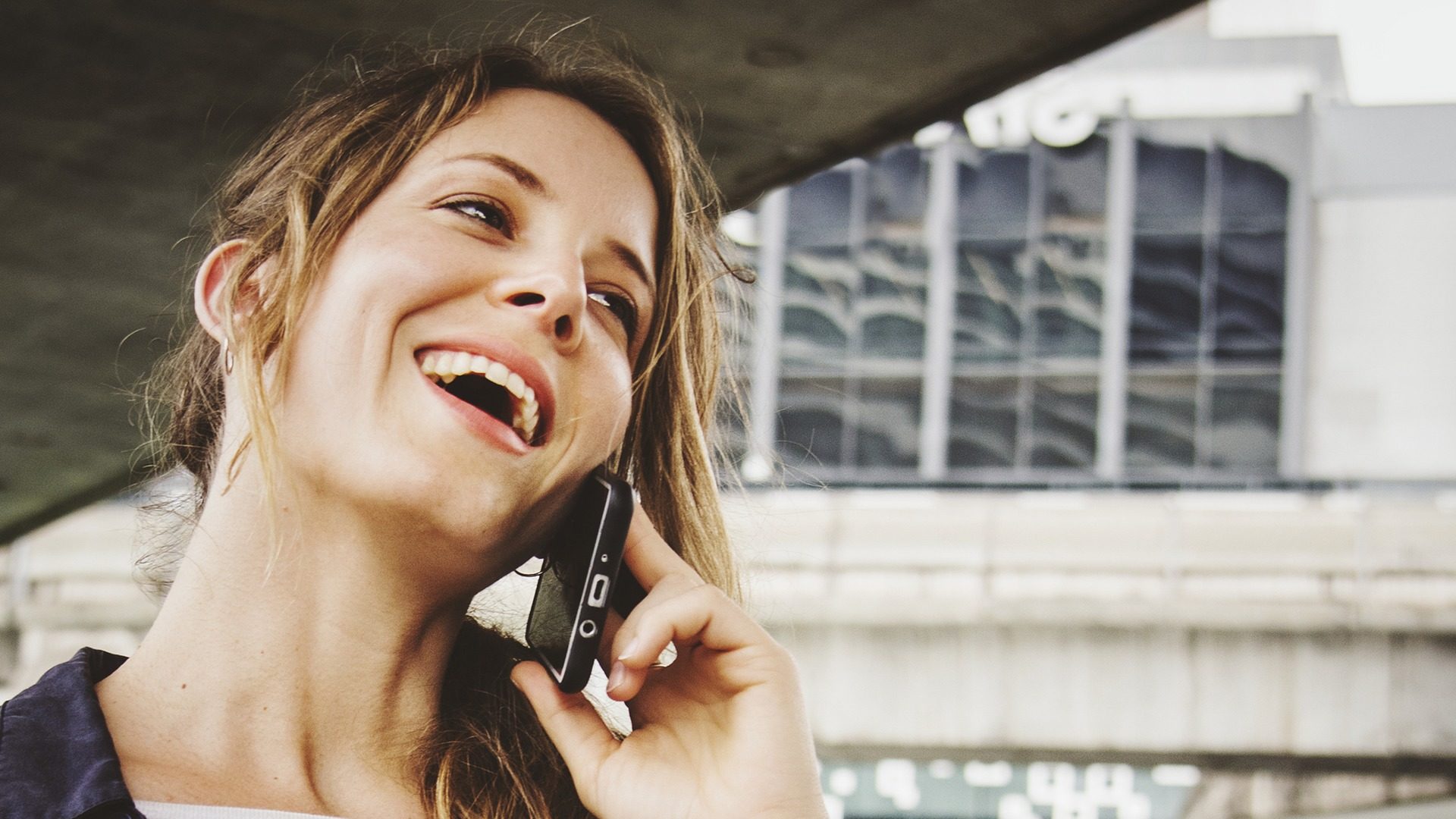 Multas por falar ao telemóvel a conduzir vão custar o dobro – ECO