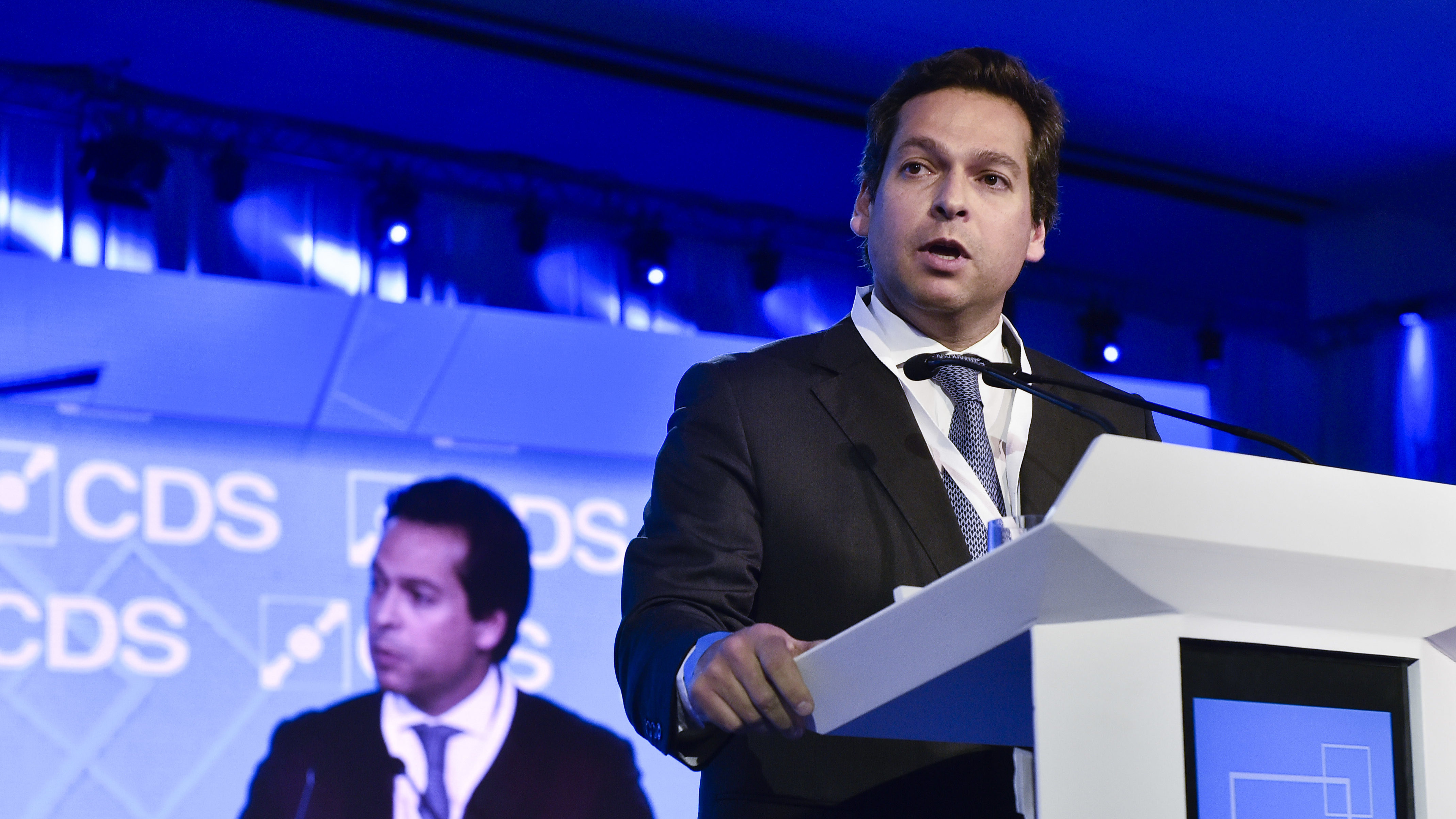 Filipe Lobo d’Ávila é candidato à liderança do CDS. É o quarto a entrar ...
