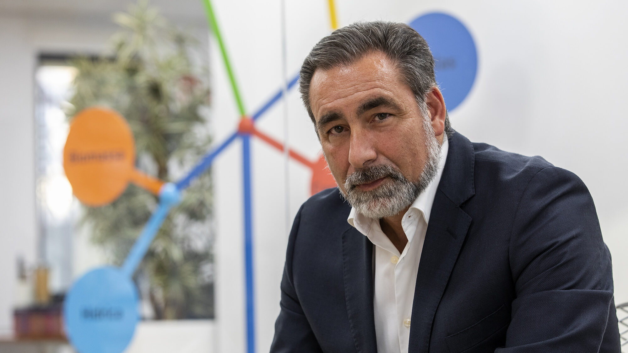 Crise política. Associação de renováveis assume “grande preocupação ...