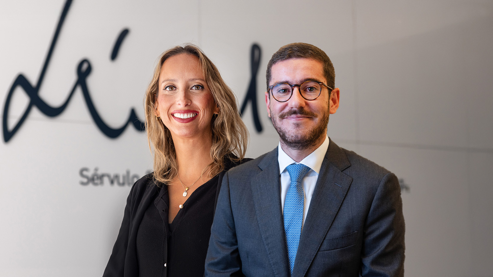 Sérvulo reforça equipa de Público com Mariana Afonso e Cunha e Miguel ...