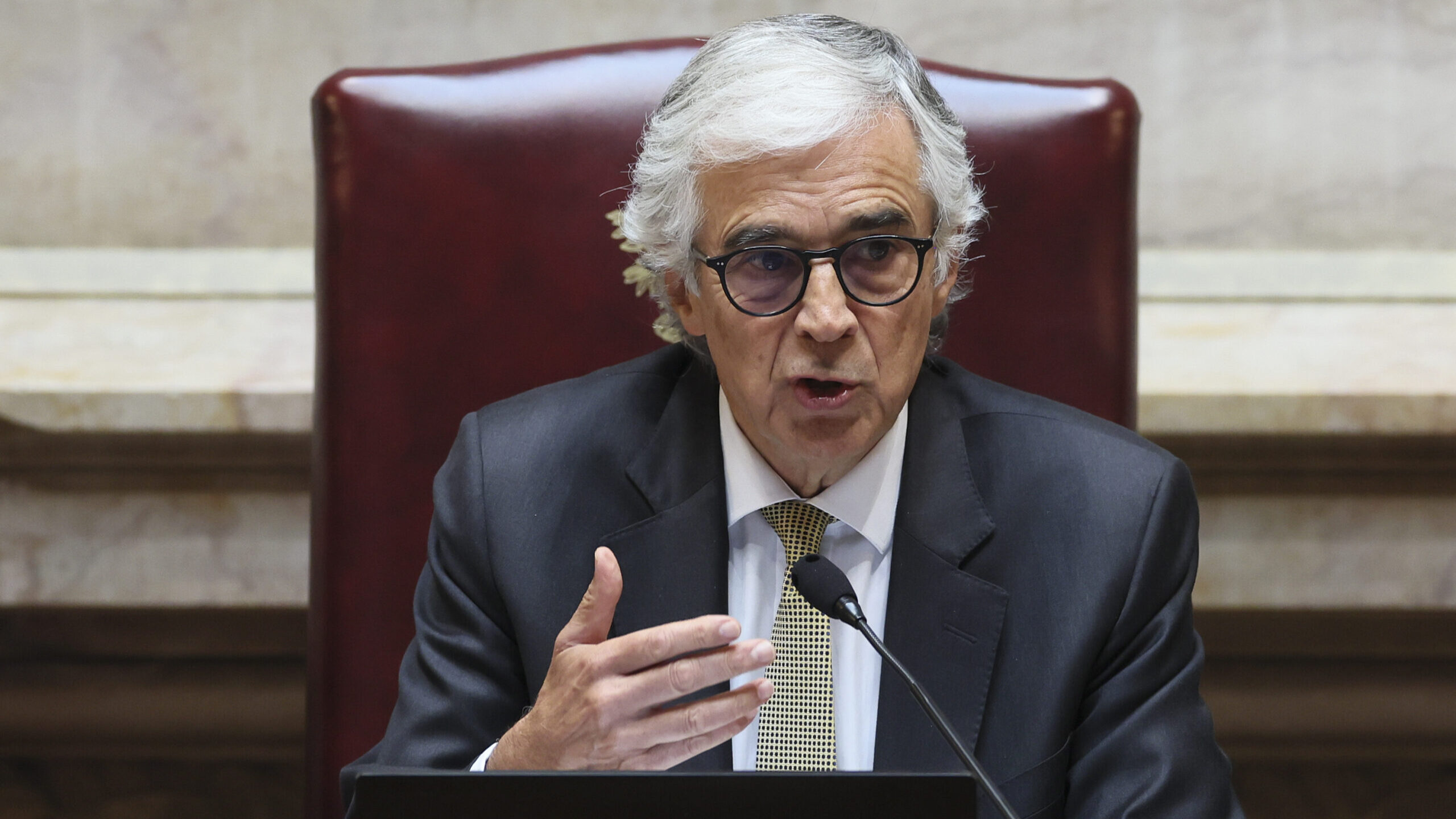 Aguiar-Branco solicita inquérito a deputado do Chega e realça eventual ...