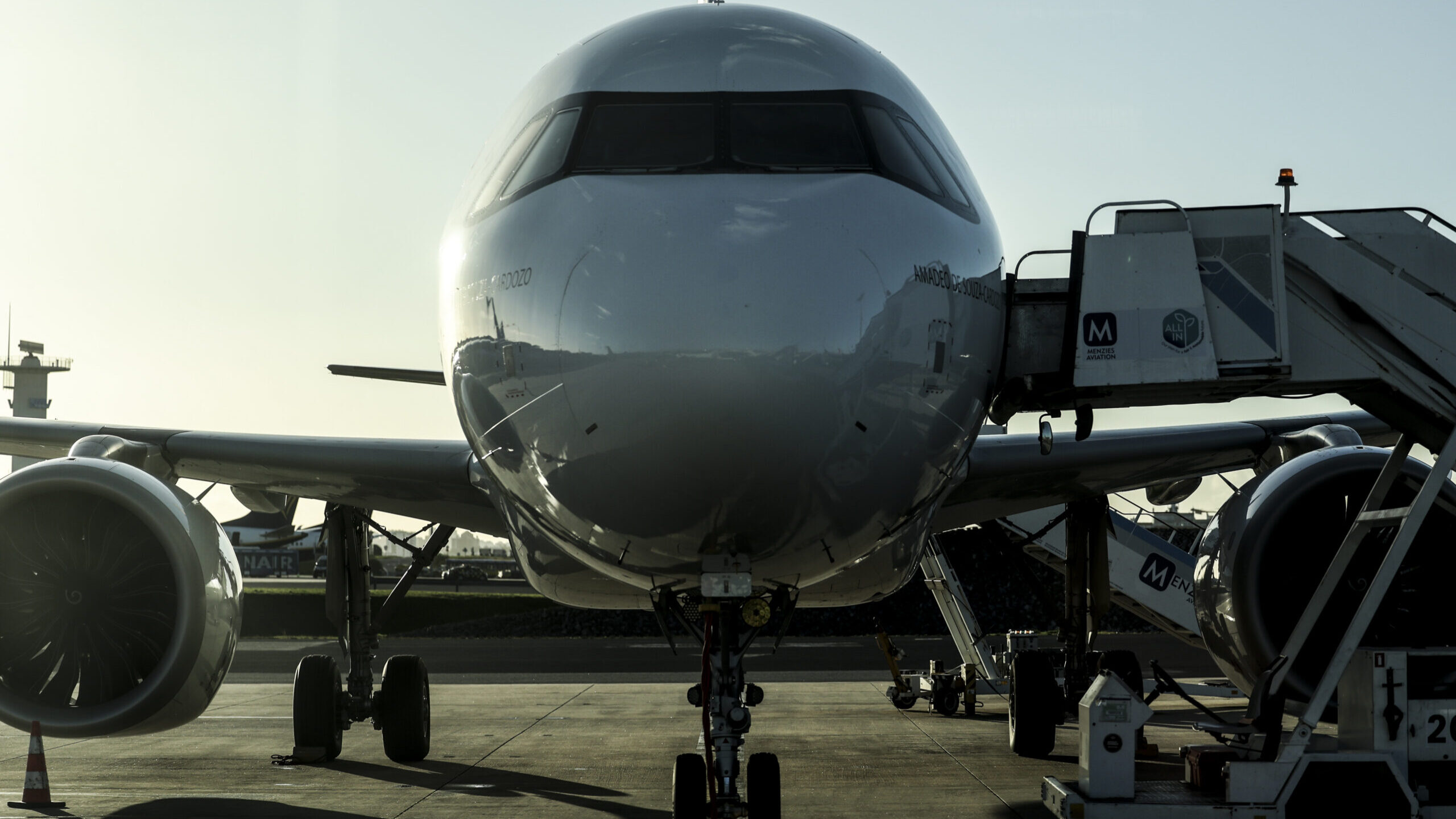 Aviação estima metade dos lucros em 2026… apesar de aumento de ...